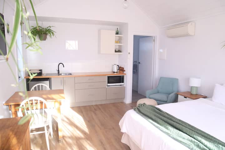 Central Studio Bicheno - Tasmania