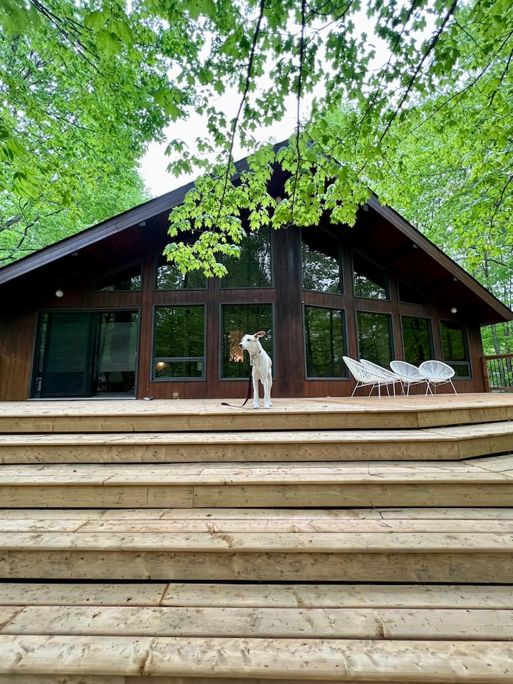 All Seasons At Tiny Beaches Chalet - Ontario