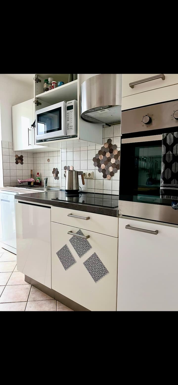 Große Sonnige Wohnung 95qm Mit Fahrstuhl - Kiel