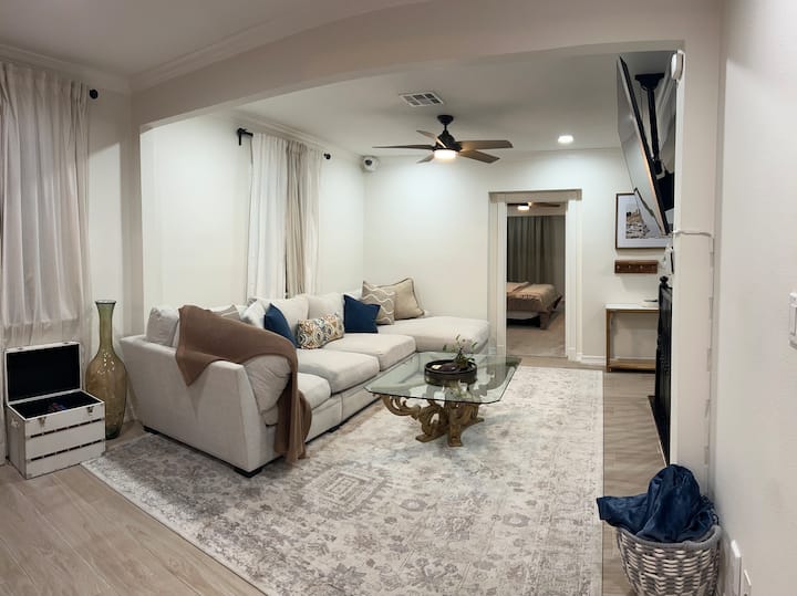 Spacious Duplex - Near Downtown Houston - Houston