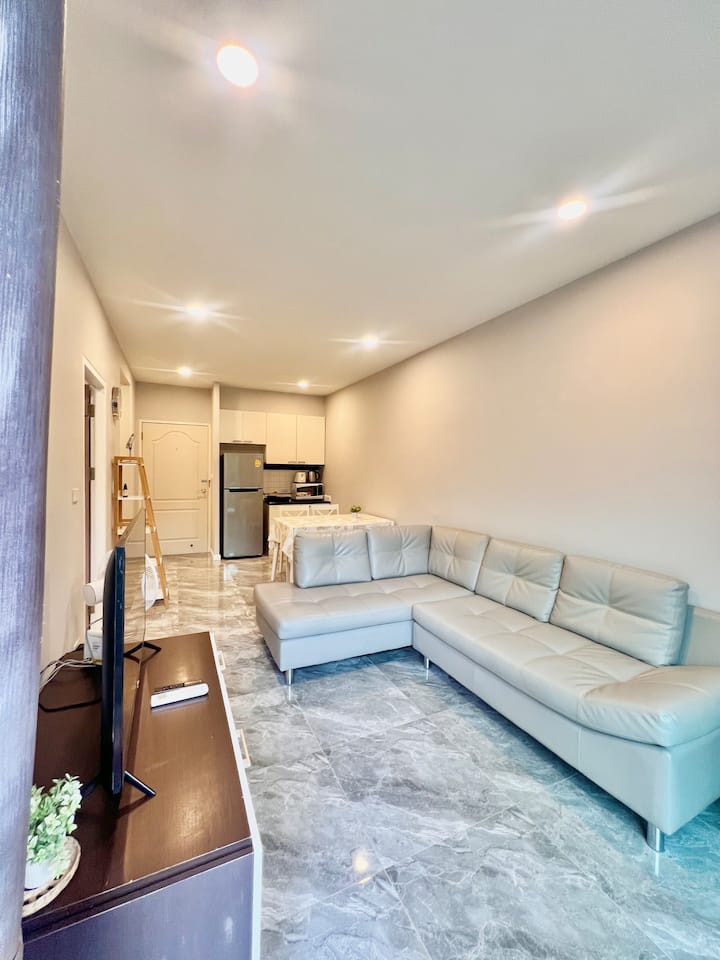 Newly Renovated 1 Bedroom Condo Near Mall, Huahin - Hua Hin