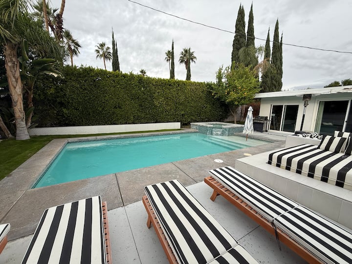 Private Mid-century Home W Pool/spa 4bd In Town - Palm Springs, CA