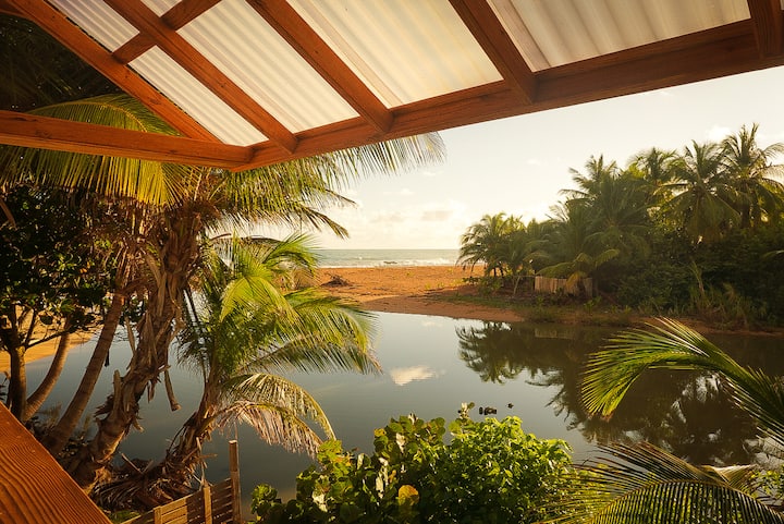 Casa Coral Beach Front Hideaway! - Puerto Rico