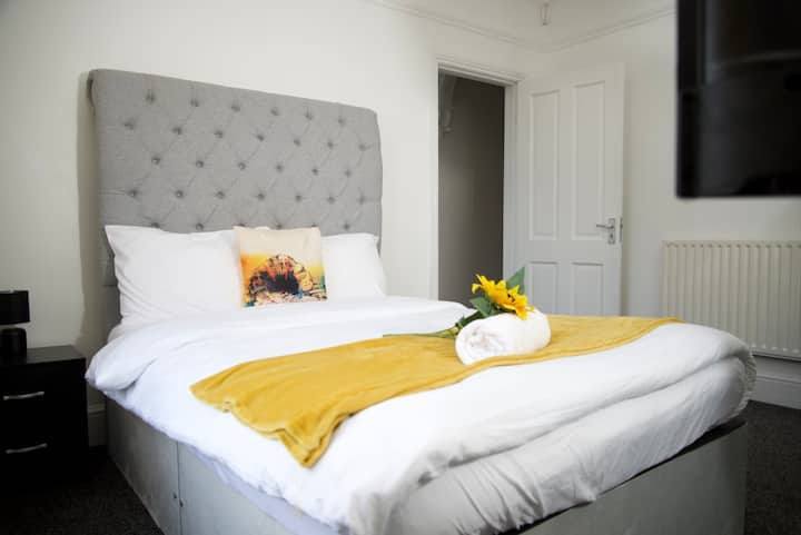 10% Discount|long Stay|4br Derby Home| Parking K1 - Derby