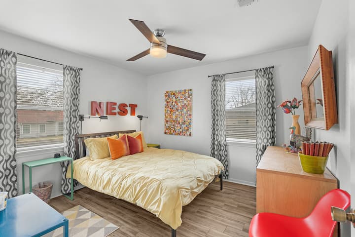 Your Own Nest In Fredericksburg - Only 4 Blocks From Main - Fredericksburg, TX
