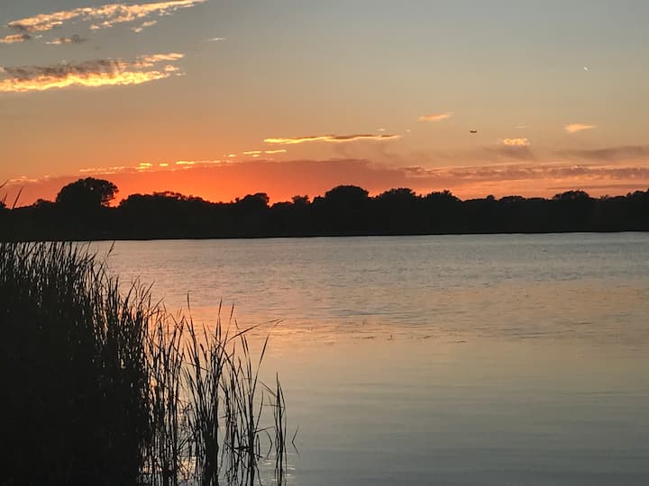 Lake-view In The City: Moa / Stadium/ Trails - Minneapolis, MN
