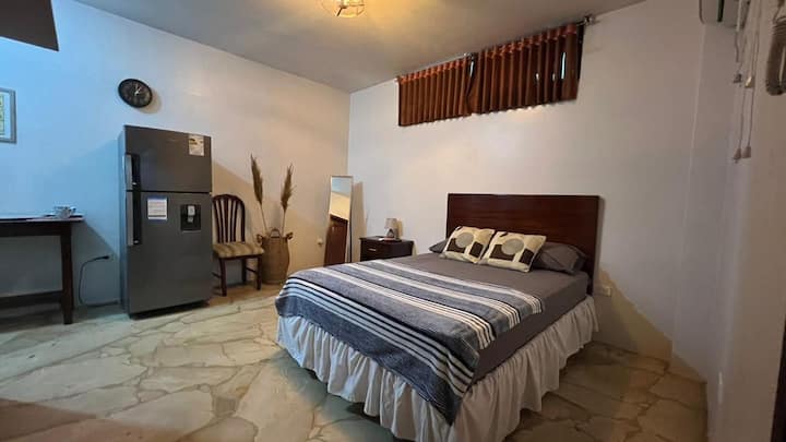 Suites Albatros Un Ambiente Amoblado - Guayaquil