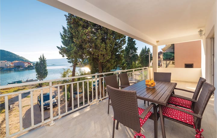 2 Bedroom Nice Apartment In Blace - Duba