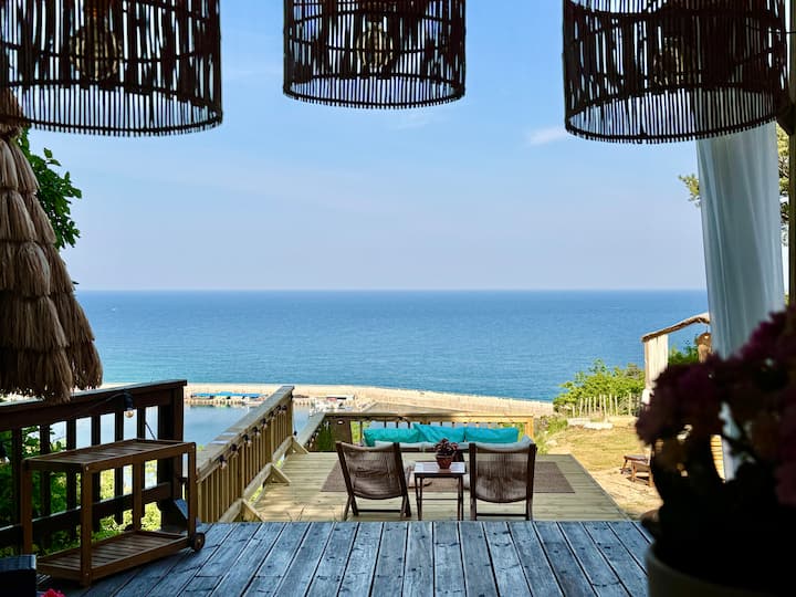 강릉씨엘(에비뉴엘/기본 침대방1개/침대방 추가 가능)/노키즈 - 江陵市