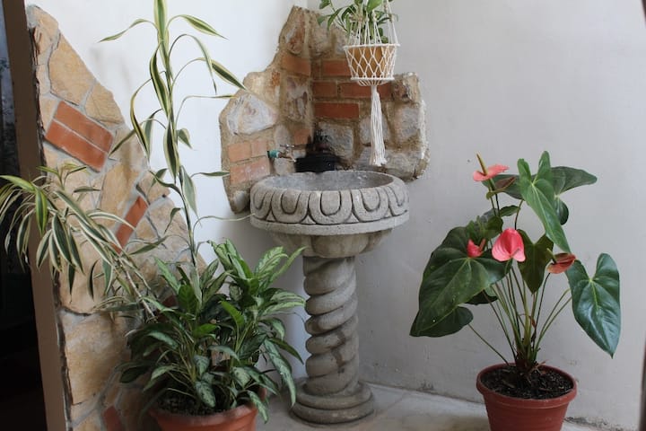 Céntrico Y Acogedor  A 3 Cuadras Del Parque - Antigua Guatemala