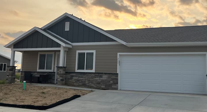 Hilltop Homestead - Rapid City, SD