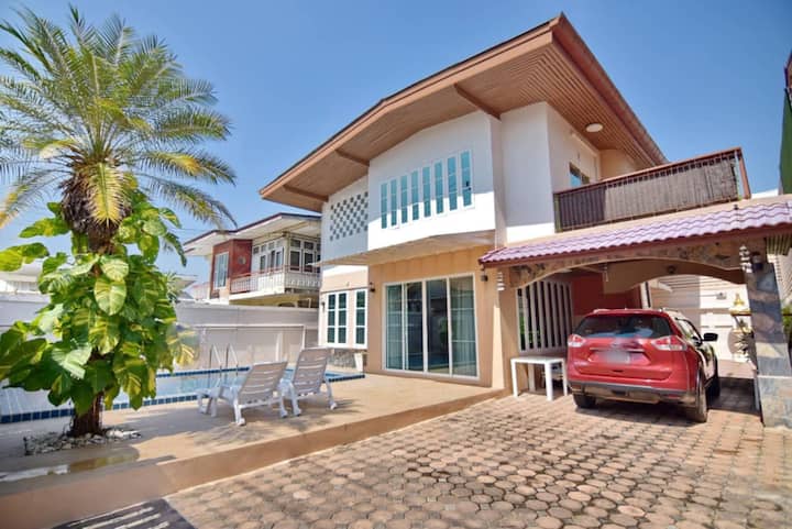 Spacious Home With Pool In Hua Hin Town Centre - Hua Hin
