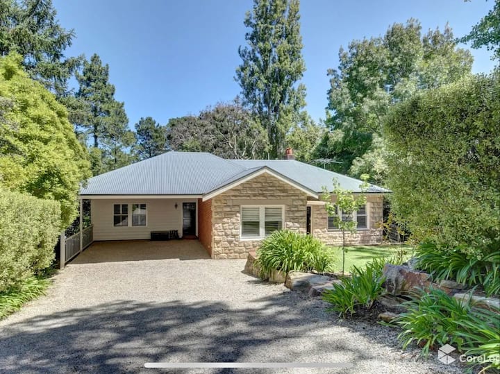 450m From Stirling Main Street - Stirling SA, Australia