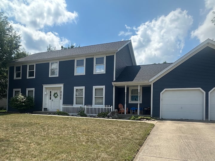 Game Wknd Rental — Whole House - Mishawaka, IN