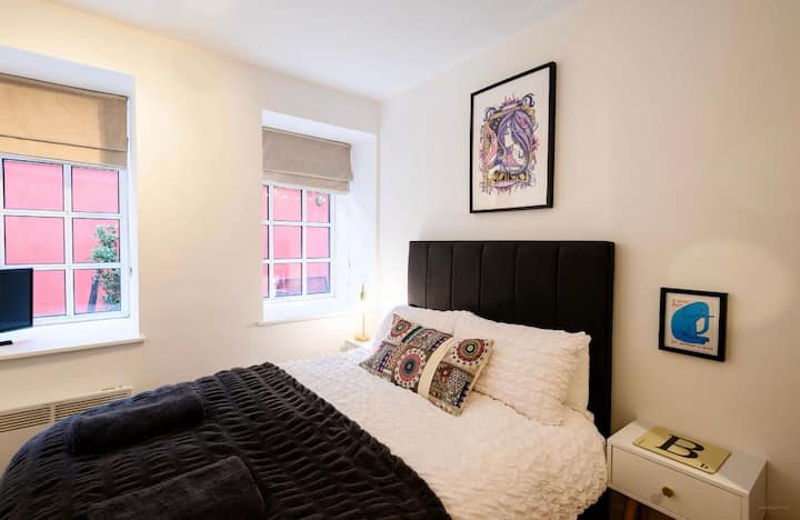 Stylish 2 Bed With Balcony Free Parking From 2026 - 브리스톨