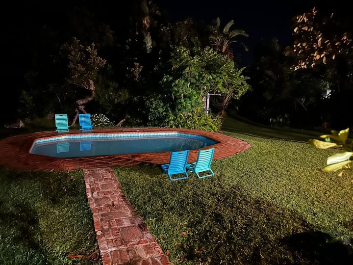 Oslo Beach House - Right On The Beach - Port Shepstone