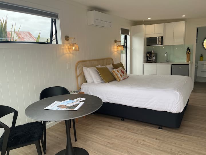 Matakana Central 981 - Matakana