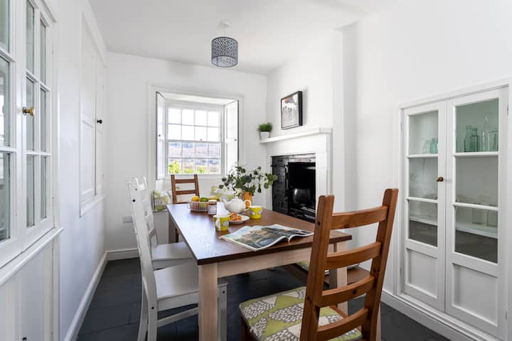 Mountain Cottage - Quirky At It's Best - Coniston