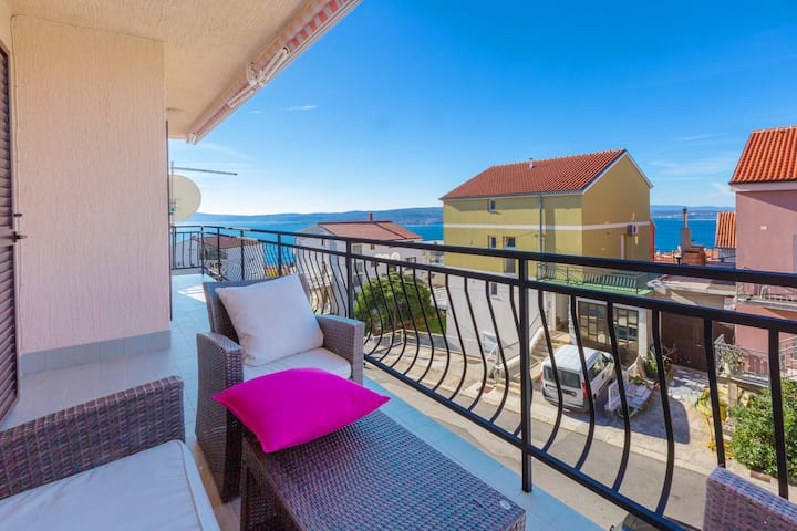 Comfy Apartment In Crikvenica Pets Are Welcome - Crikvenica