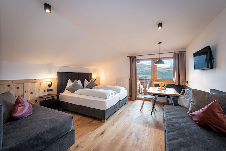 Hauserhof Farmhouse Escape & Dolomite View Plose - Castelrotto