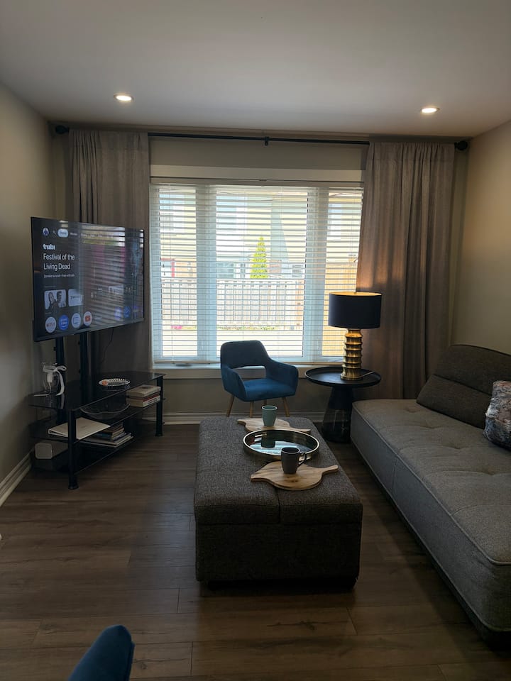 1 Bdr Apartment. Sleeps 4. 1 Parking - Toronto