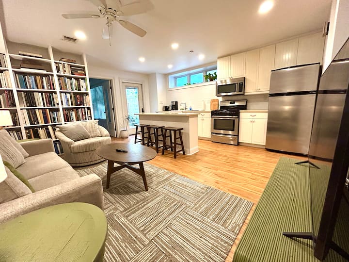 Astoria Private Escape - Edgewater, NJ