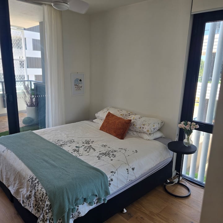 Coastal Retreat: Ensuite Room In Resort Style Apt. - Cronulla