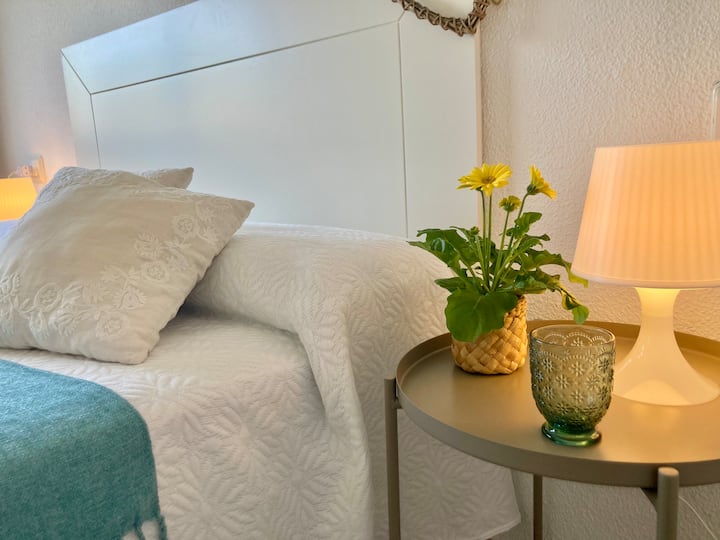 Relax By The Sea In Cozy Apartment Near Valencia - El Perelló