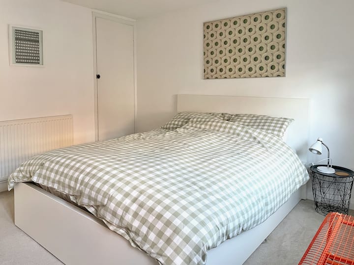 Central+uni | Kitchen+garden+wfh | Rail Station - Kent