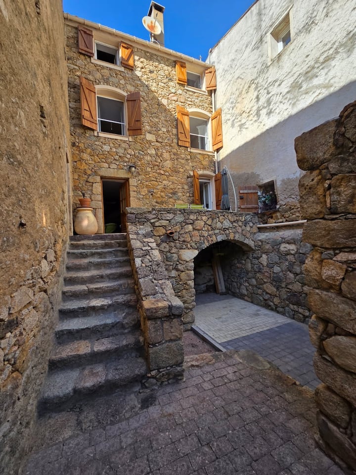 Maison De Village En Pierres - Asco