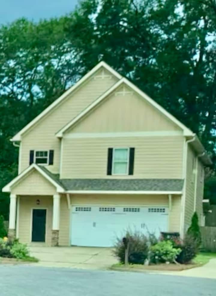 Home, Sweet Auburn, Home! - Auburn, AL