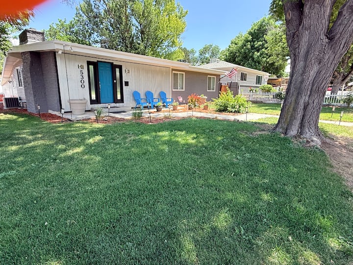 Private Lower Level Retreat Near Red Rocks, Denver - Highlands Ranch, CO