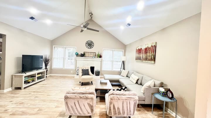 ⚡️Discounted⭐️charming Cozy & Modern Home Near Atl🌈 - ローレンスビル, GA