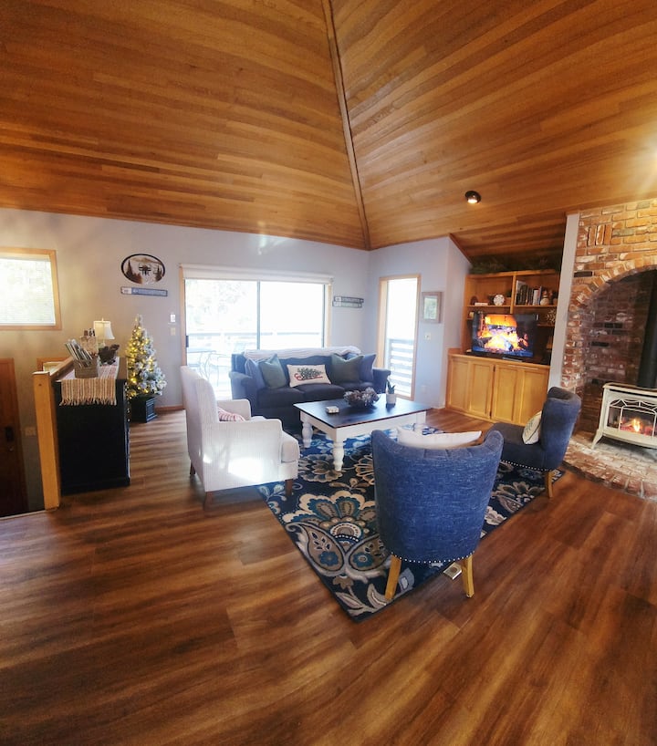 Remodeled | Hot Tub, Game Room, Sharc, A/c - Sunriver, OR