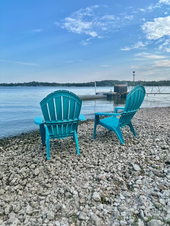 Lakefront 7bdr Villa W/ Dock - Oklahoma