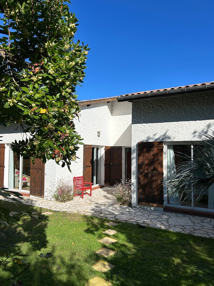 Villa Tisable - 12/14 Pers - Plage Centre A 300m - Lacanau