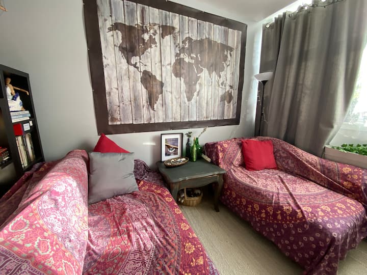 Bright, Modernized Flat Close To Downtown Philly - Conshohocken, PA