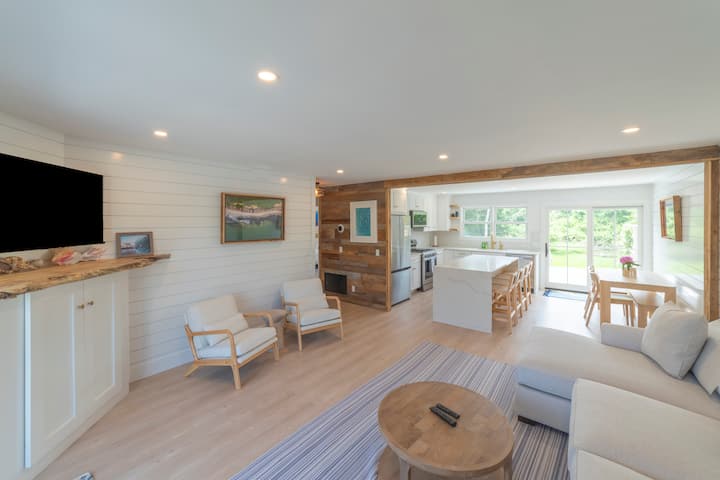 New Full Reno:  Ditch Plains Modern Surf Cottage - Montauk, NY