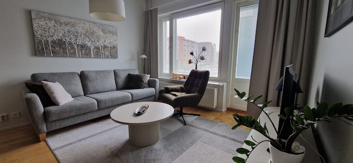 Cozy Yet Stylish Home With Sauna In The Towncentre - Rovaniemi