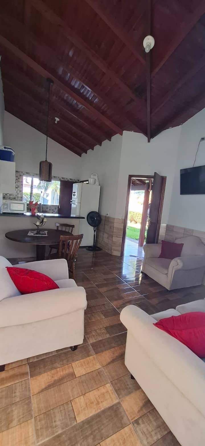 Casa Em Bonito Com Todo Conforto E Praticidade. - Bonito