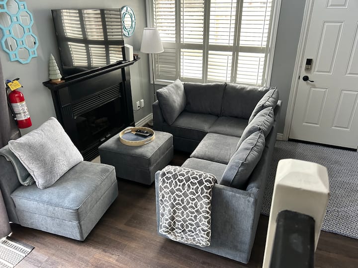 Private Condo Getaway At Base Of Blue Mountain - Collingwood