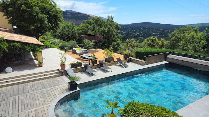 Charmant 2 Pièces Au Calme Dans Cadre Exceptionnel - Alpes-Maritimes