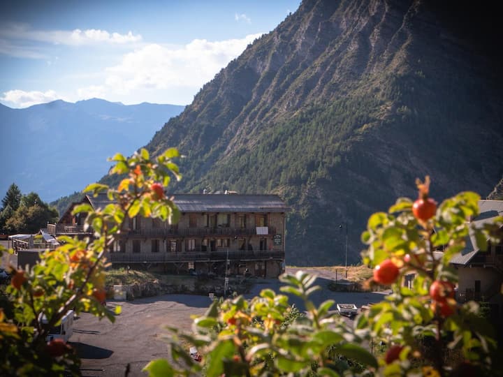 Appartement Dans Village Montagne: Station De Ski - Crévoux
