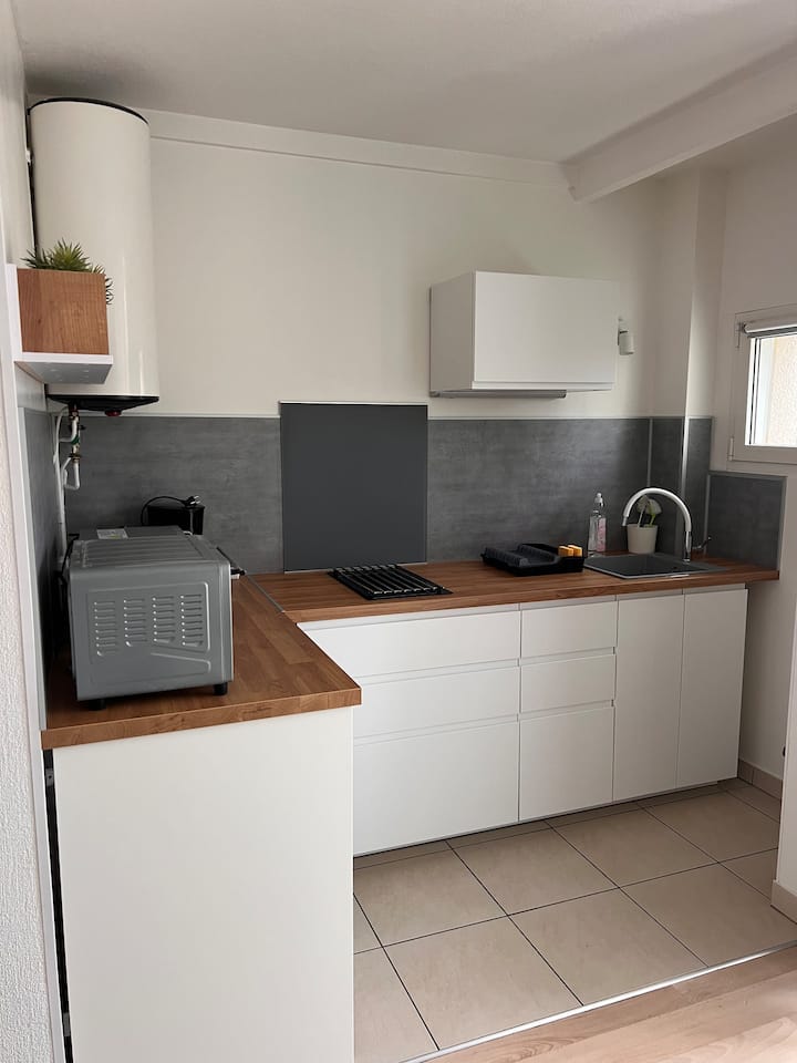 Studio 3ème éTage Balcon Wifi à Gréoux-les-bains - Gréoux-les-Bains