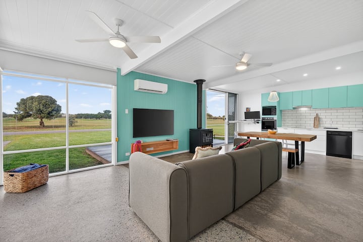Newly Renovated - 19th Hole - Golf Course Views - Goolwa