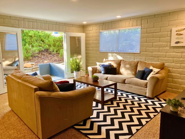 ★ Spacious Modern Peaceful || 2 Bedroom - Redding, CA