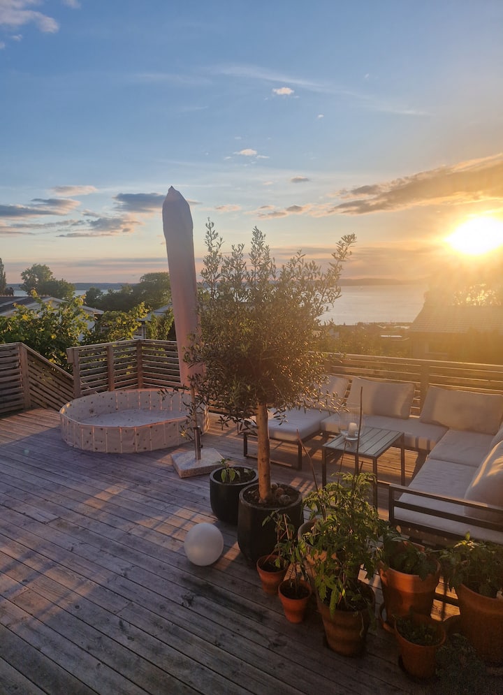 Nydelig Enebolig På Jeløya Med Hage Og Havutsikt - Moss