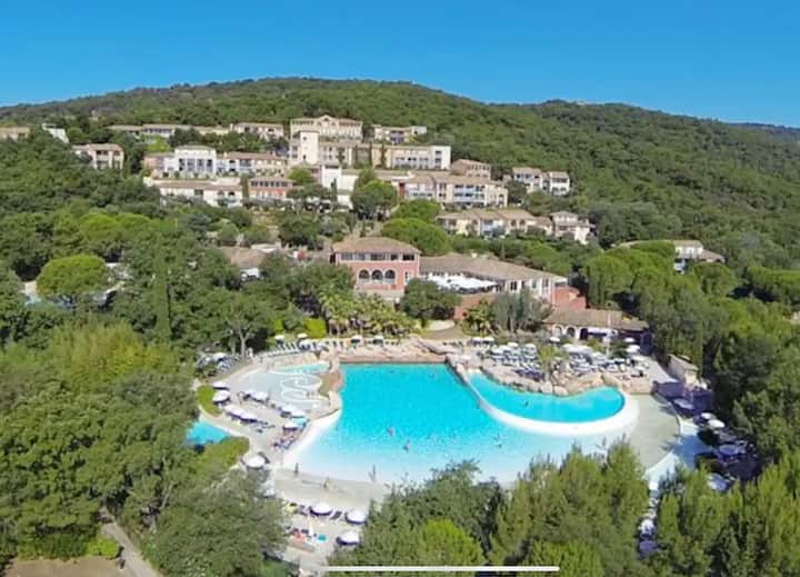 Appart F2 Climatisé Golfe St Tropez
Vue Mer Fibre - Grimaud