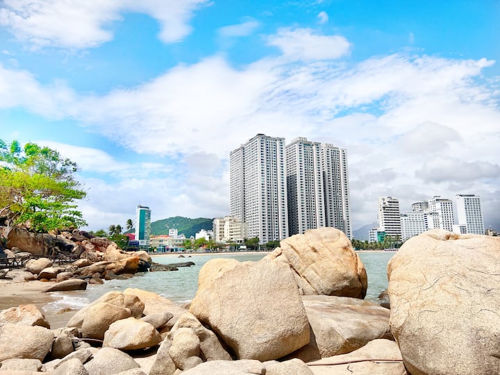 Beach Front Modern Comfortzone (40) Condominium 23 - Vietnam