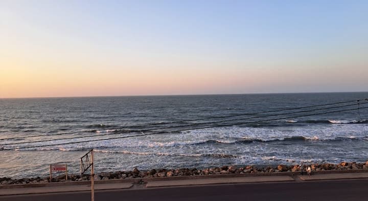 Beachfront Apartment, Amazing View - Cartagena